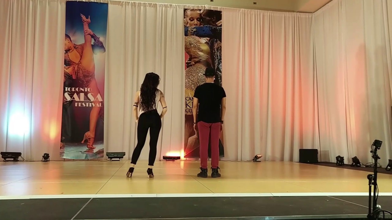 2017 Toronto Salsa Festival - Funky Body Movement - Rodrigo & Carla ...