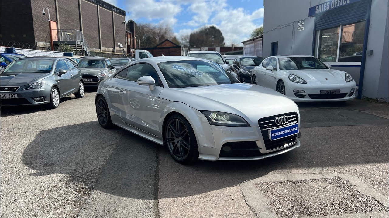 Audi TT Black Edition - YouTube