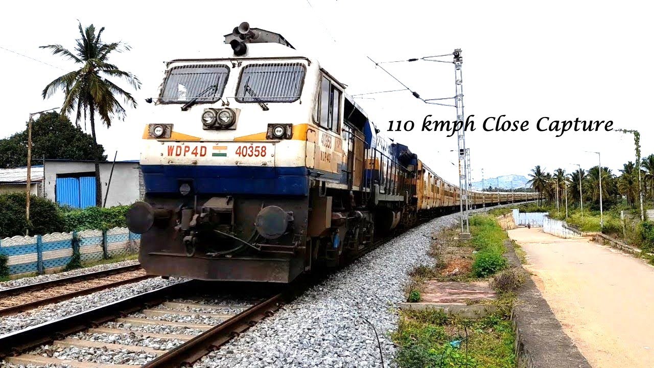 110 kmph HIGH SPEED TRAIN CLOSE CAPTURE OF TRAIN 17309 Yesvantpur ...