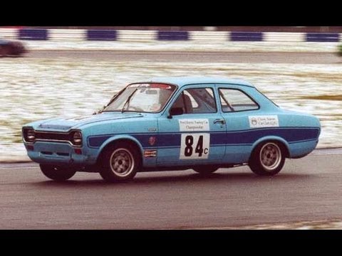 BRSCC Ford Modified Saloons 1995 - YouTube