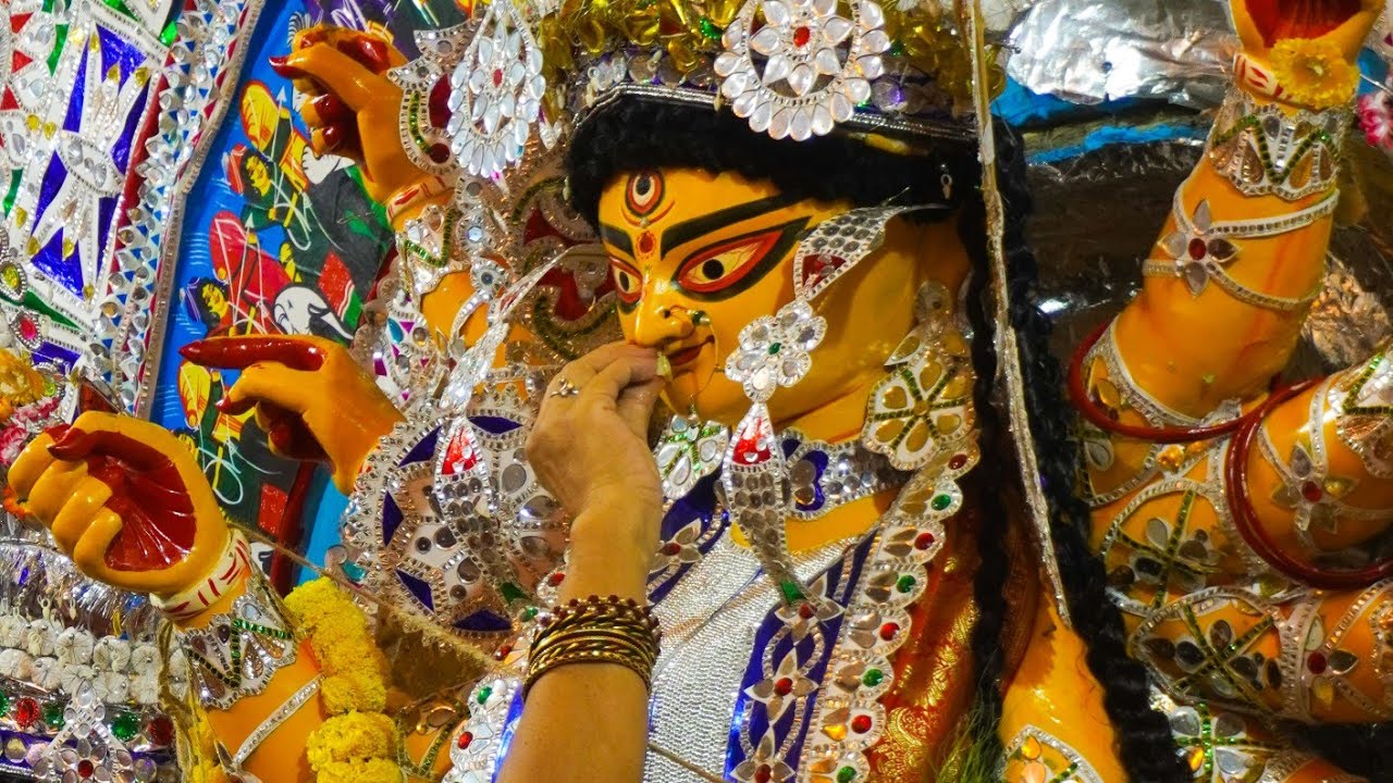 Maa Durga Boron at Chorbagan Sil's Thakurbari I Durga Puja 2023 I Subho ...