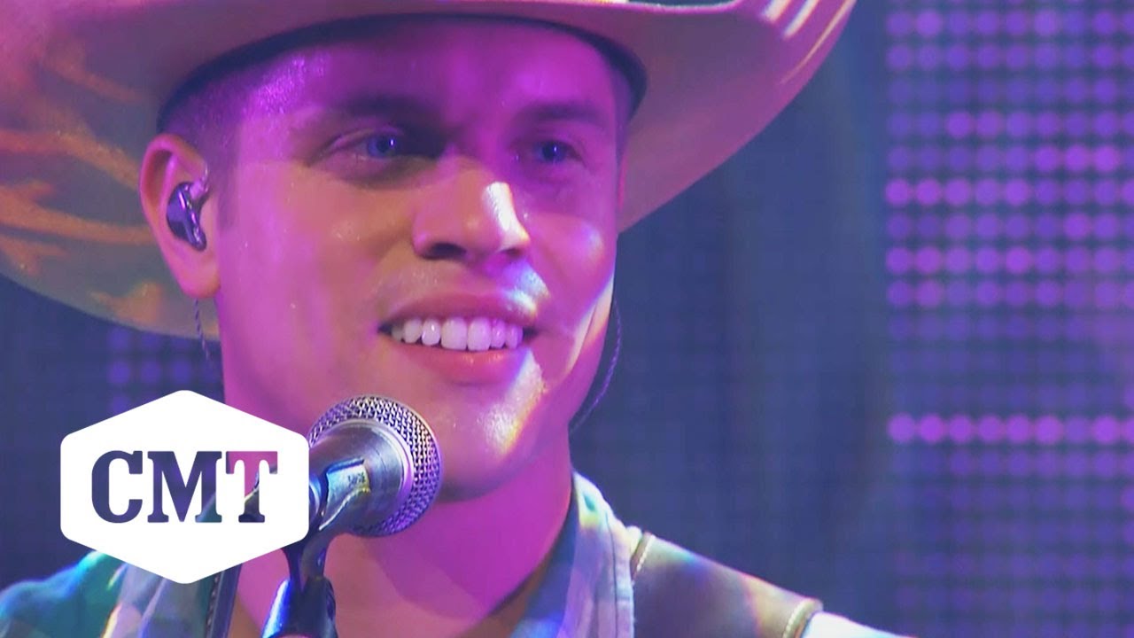 Dustin Lynch Performs "Cowboys and Angels” | 2012 CMT Listen Up - YouTube