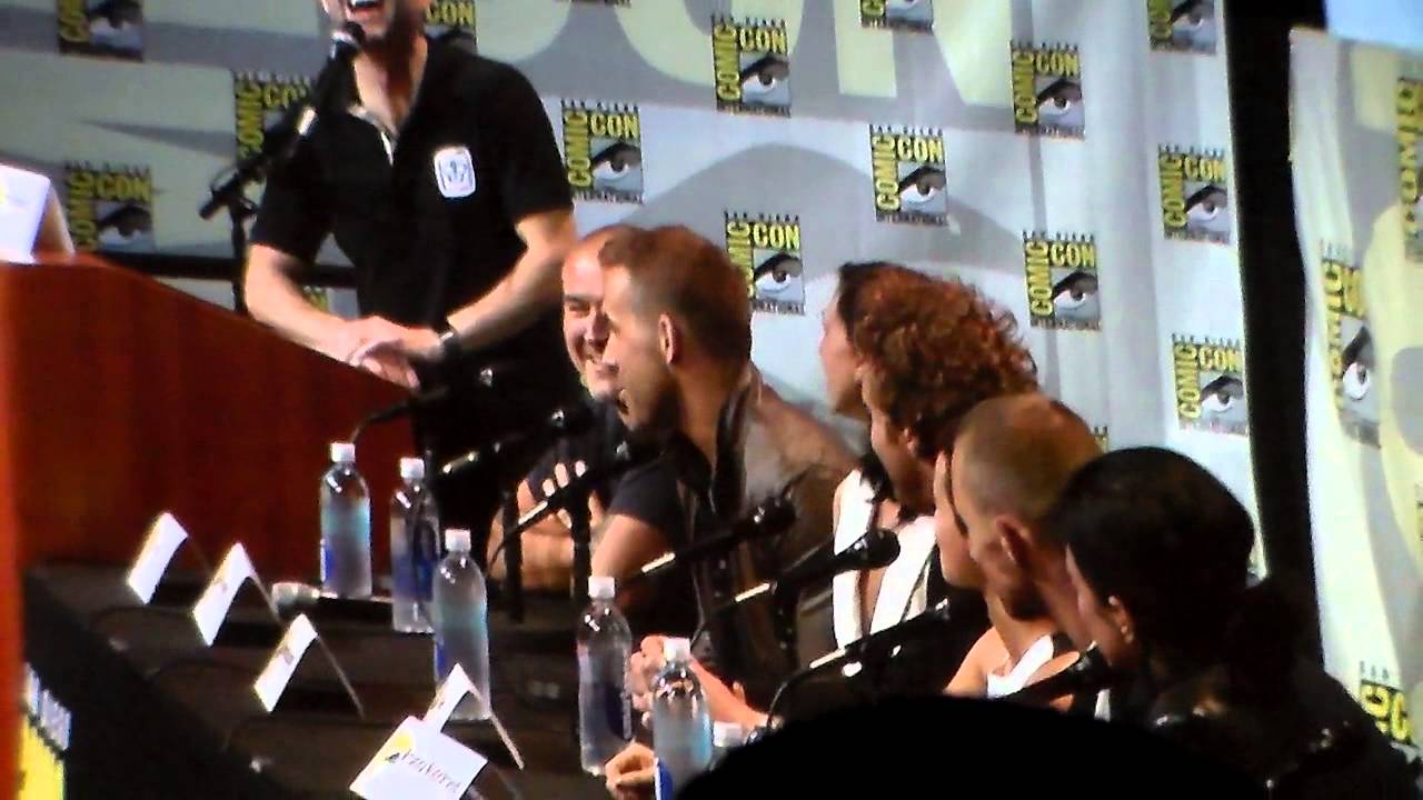 Comic-Con 2015 - 20th Century Fox Panel - Deadpool - YouTube