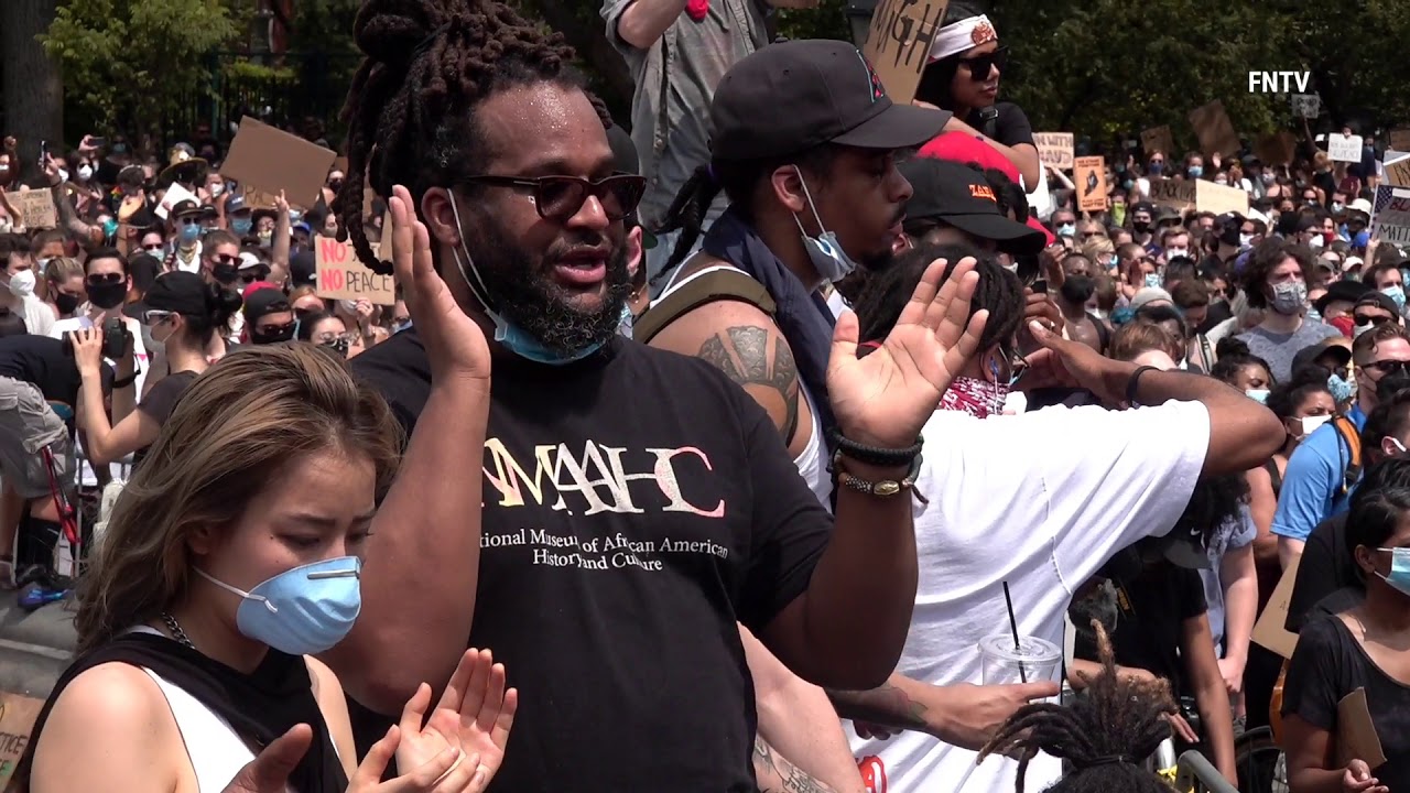 Thousands protest in Washington Square Park, New York - YouTube