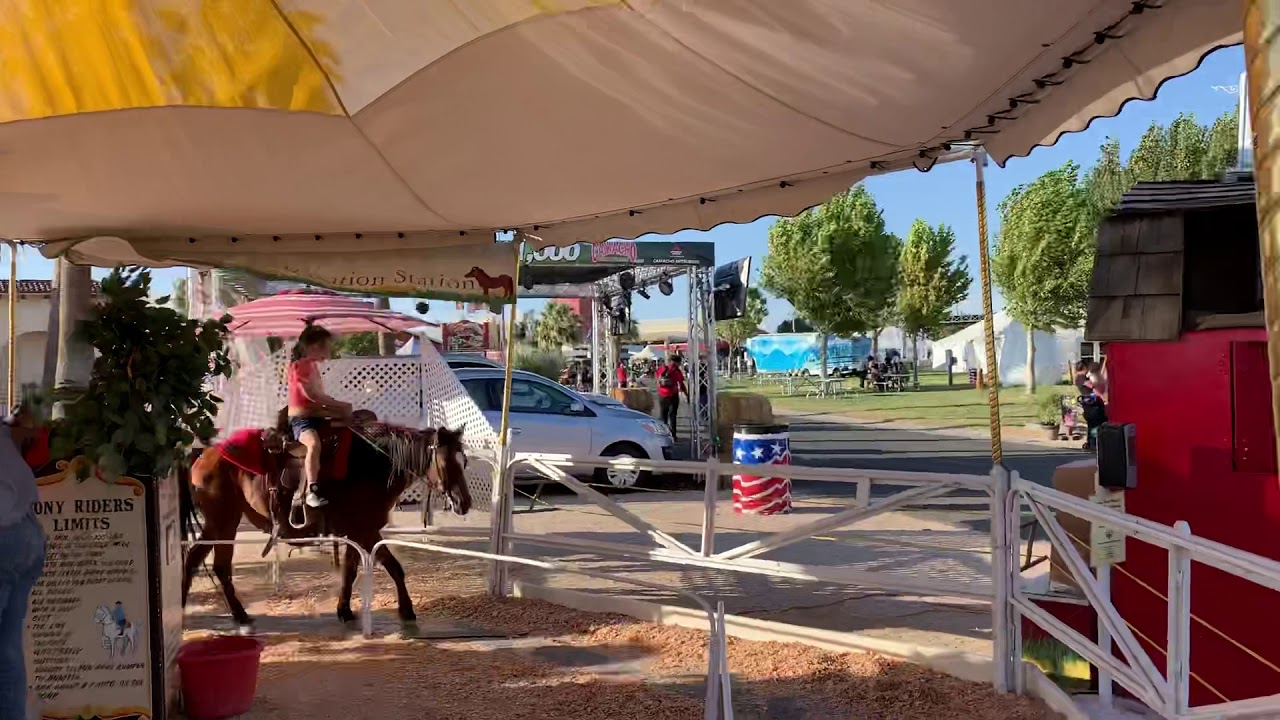 Abby rode pony at AV fair - YouTube