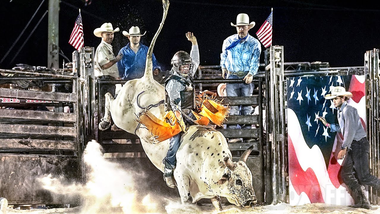 The Daily Life in a Ranch | The Modern-Day Cowboys | Season 3 ...