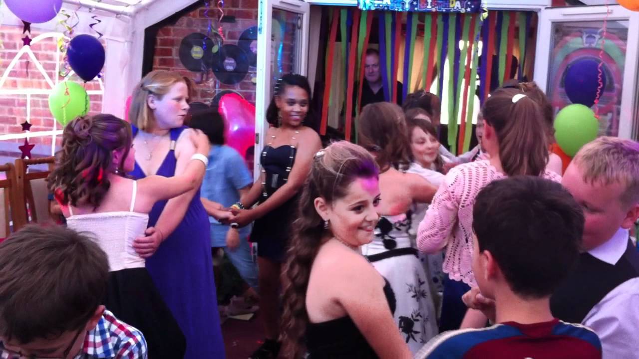 kids disco slow dance - YouTube