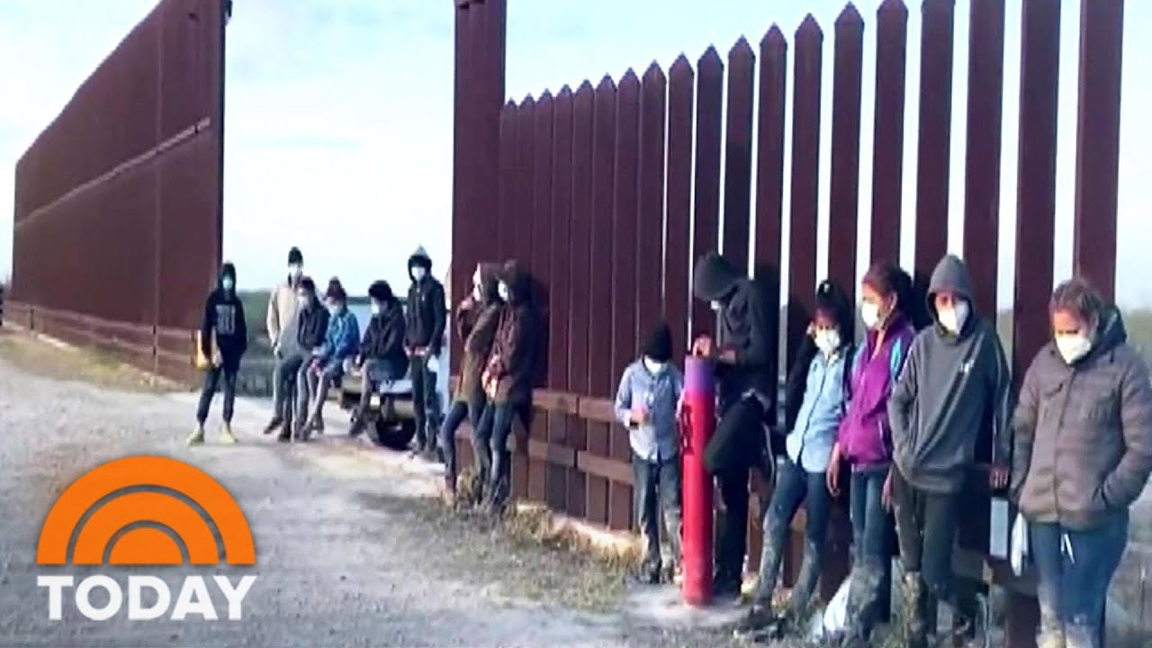 Border Crisis: A Growing Surge Of Migrants As U.S. Opens New Facility ...