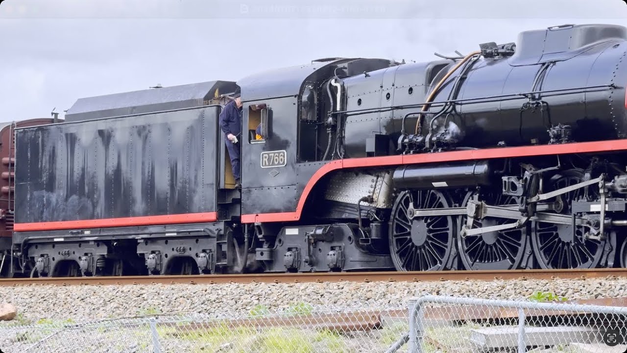 VR R766 Picnic Train Departs Maitland - Dungog Picnic Train July 2024 ...