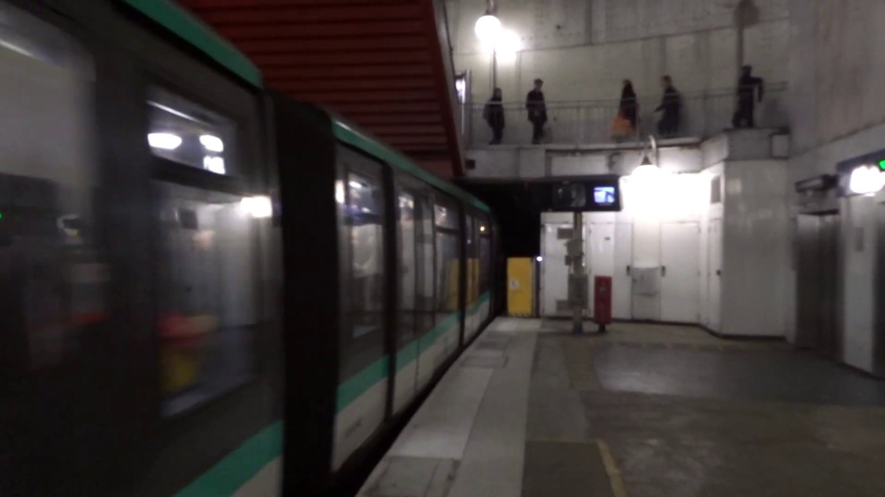 Paris Metro: Mairie De Montrouge bound MP89CC Line 4 Train leaving Cite ...
