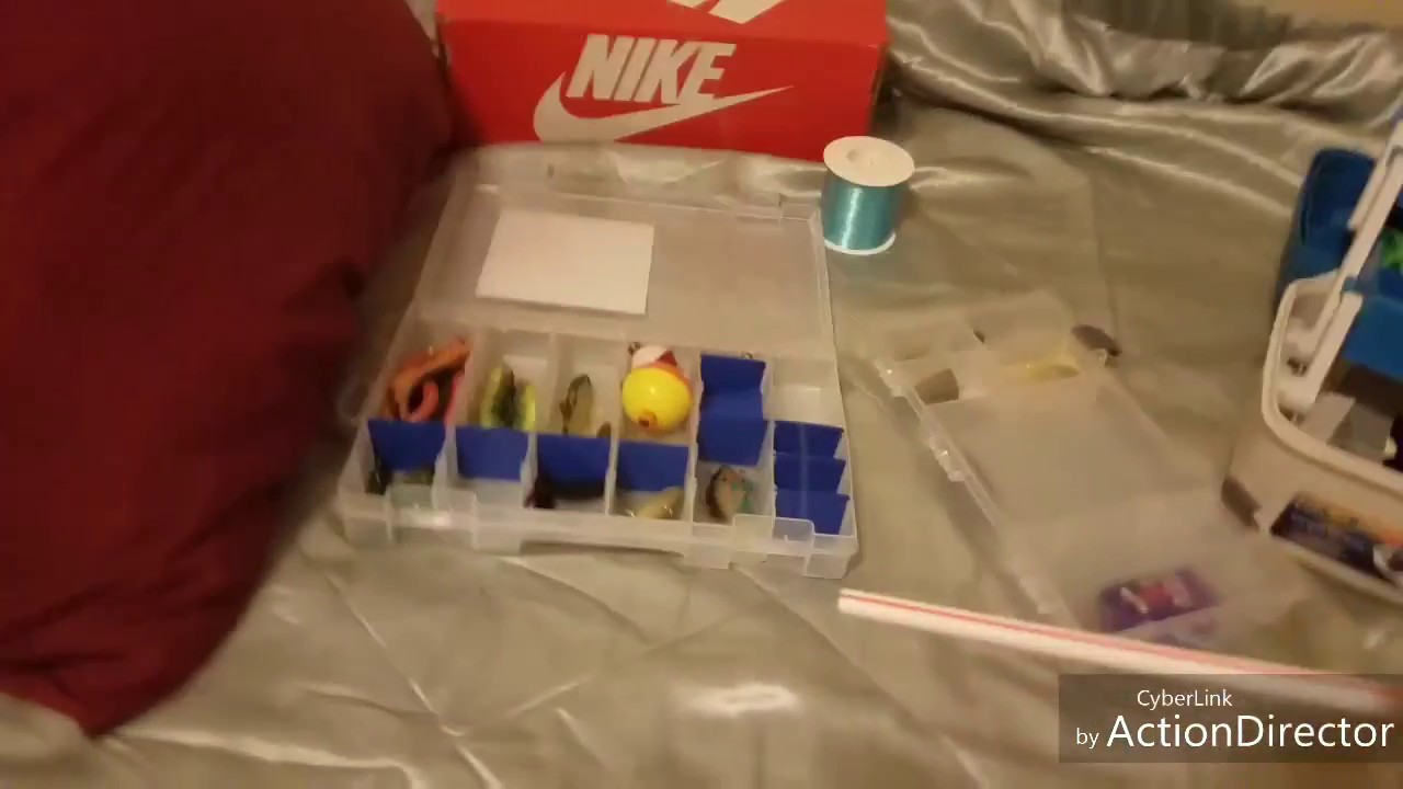 How to make a fishing lure out of a straw - YouTube