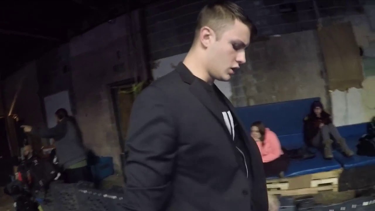 Kevin Brook's Stranger Things Entrance at New Resolutions 2020 - YouTube