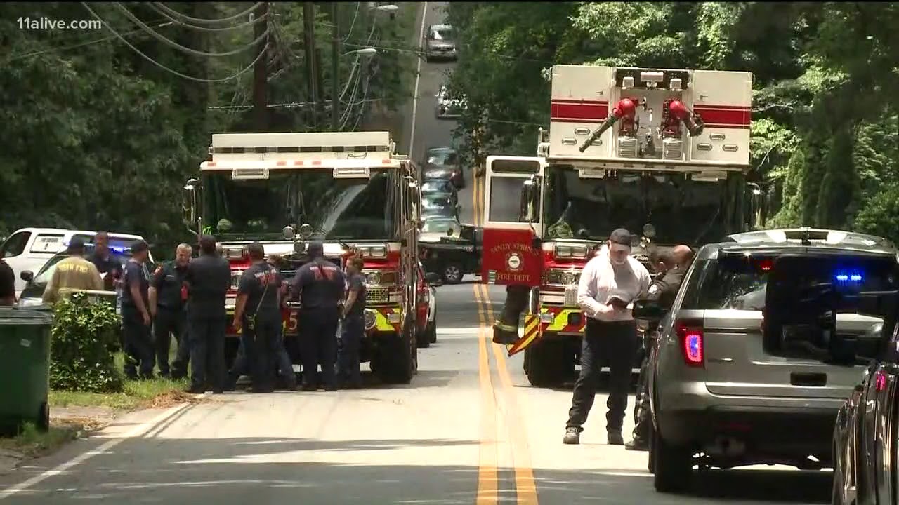 Authorities seek person of interest in deadly Sandy Springs fire - YouTube