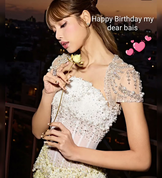 our cute lisa(lili)is turning 28 today 🎂👑🥰😘💝💘🍰💛 - YouTube