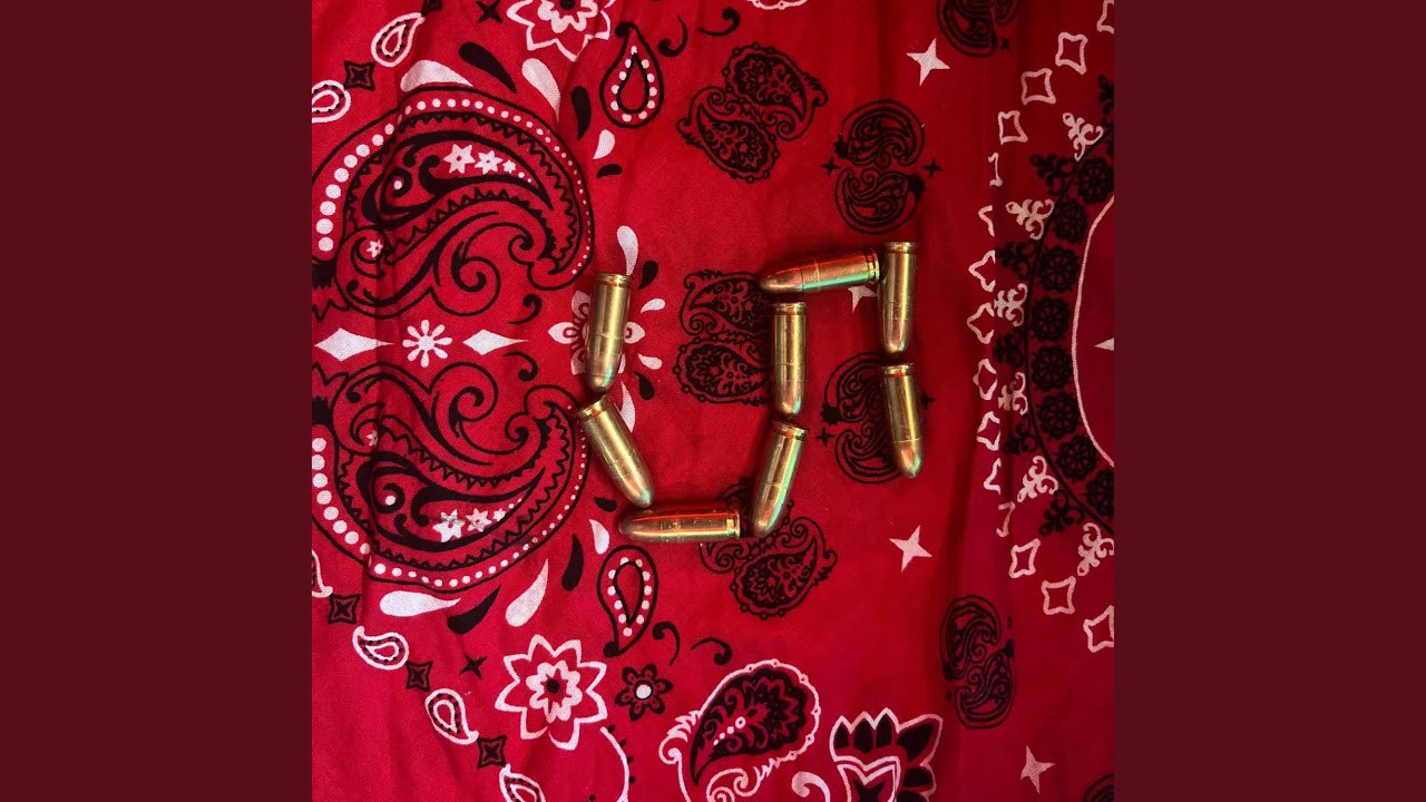 Horror Movies & Red Flags - YouTube