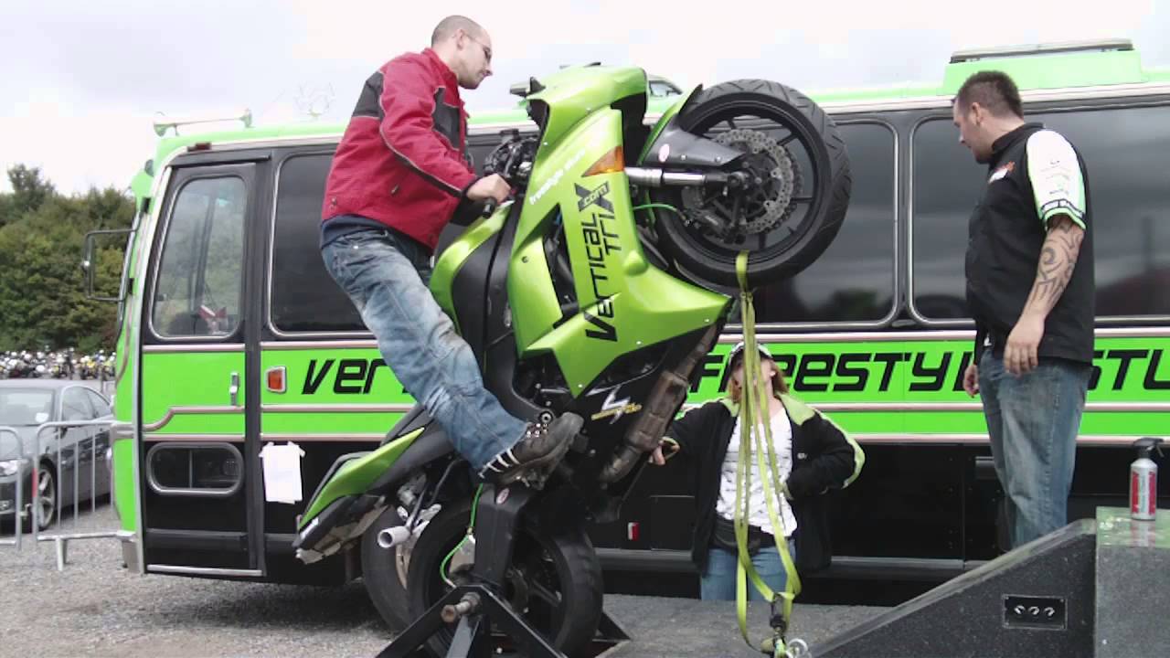 worlds most unrealistic wheelie simulator.... - YouTube