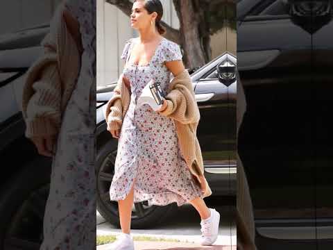 selena gomez street styleoutfit ideasparis vlogvisit paris