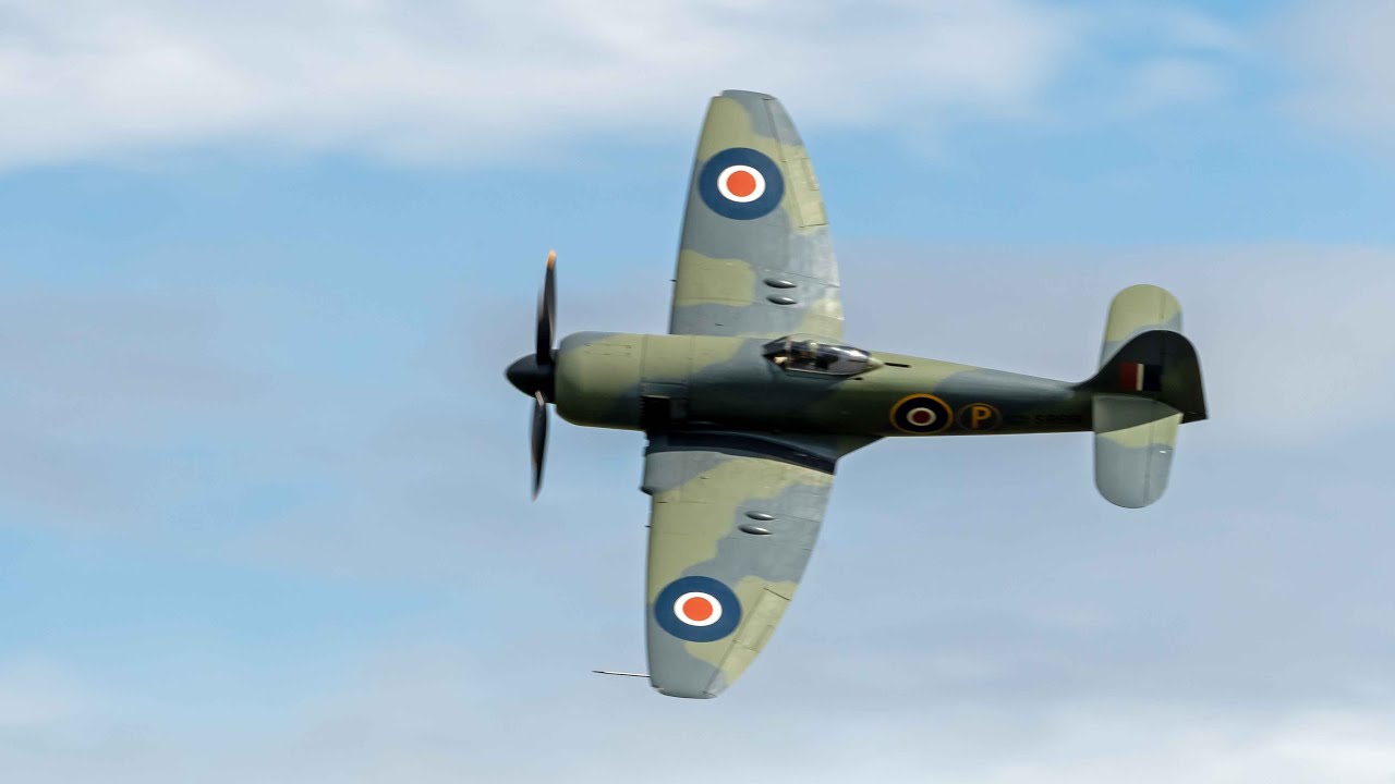 Hawker Sea Fury at Flying Legends 2023 - YouTube