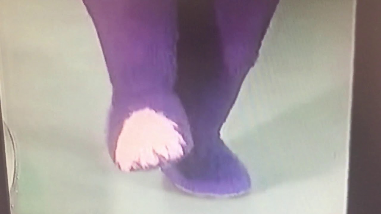 Teletubbies: Tubby Custard On Tinky-Winky’s Foot 🦶 - YouTube