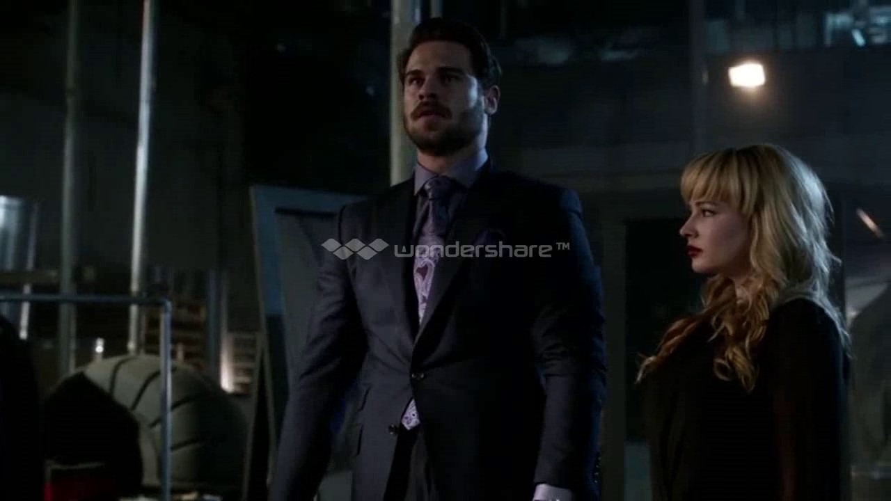 THE FLASH 3x04 opening scene - YouTube