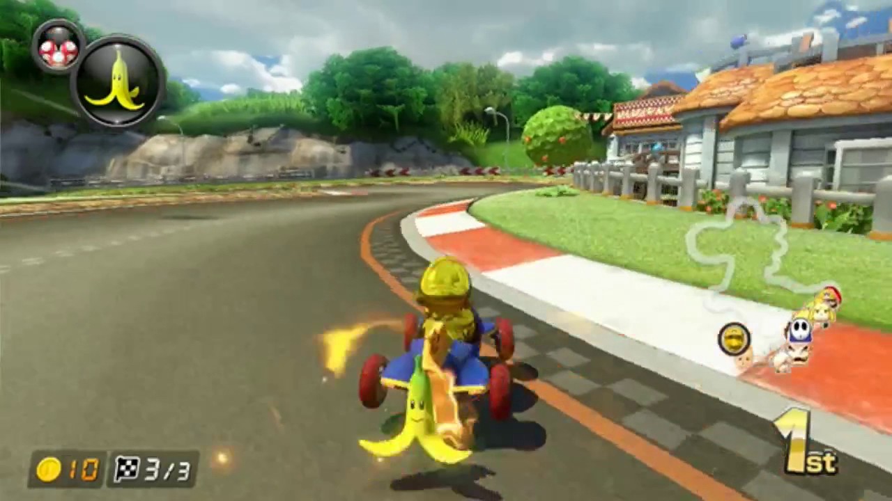 Mario Kart 8 Deluxe (The Map Is Pretty Useful) - YouTube