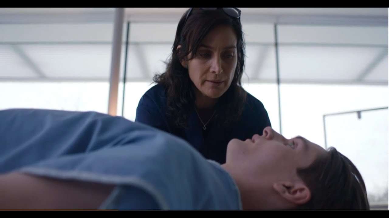 Humans Season 2 Episode 2 Review - YouTube