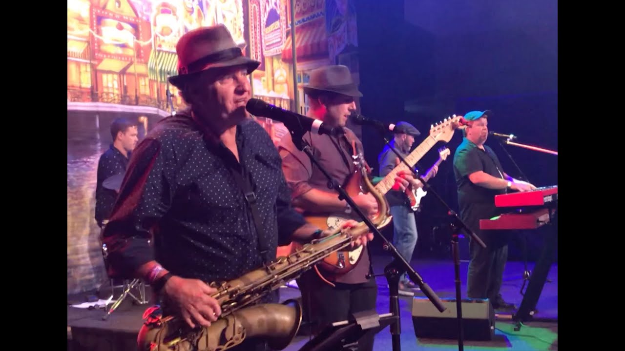 I Feel Good - The Easy Tigers 2020 - YouTube