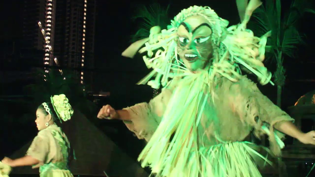 Malaysia Mask Man- Mah Meri Cultural Village Traditional Dance - YouTube