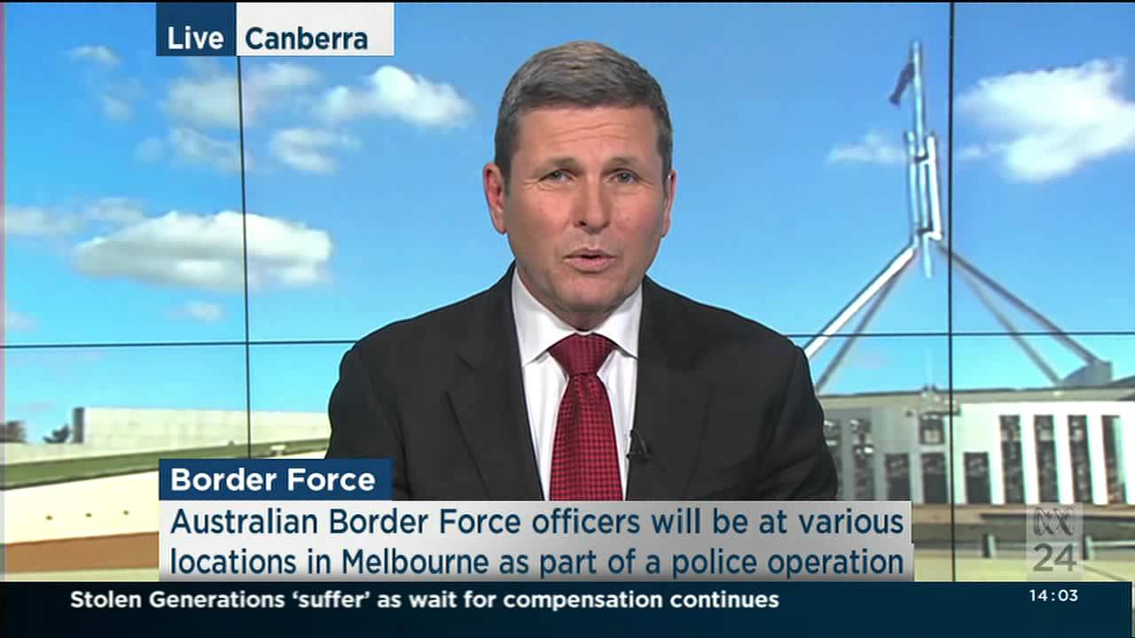Pre-analysis: Australian Border Force check people's visas in Melbourne ...