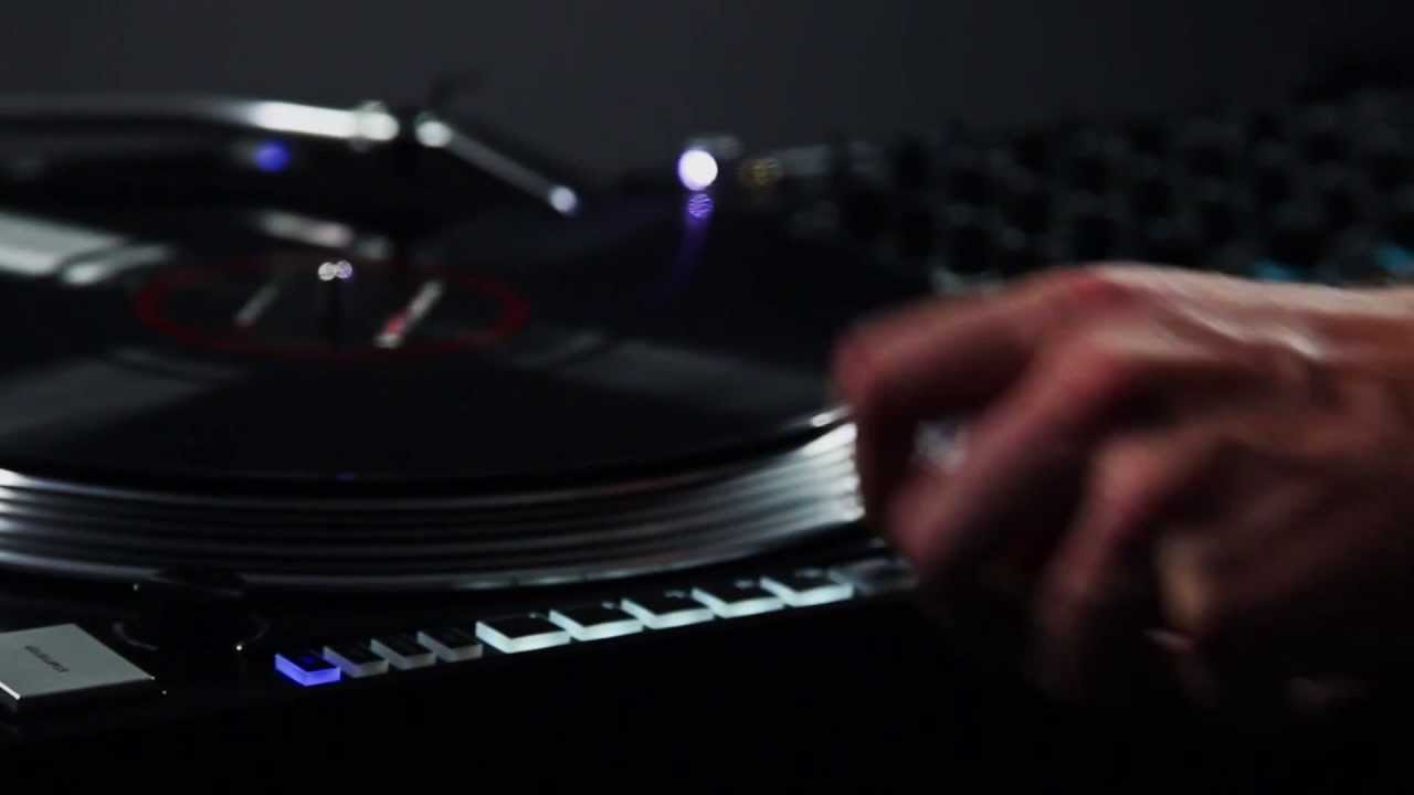 Reloop RP-8000 MIDI Turntable Introduction - YouTube