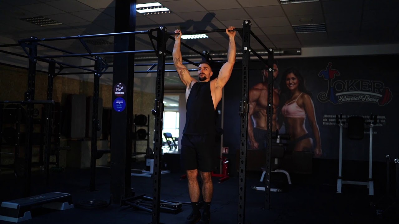 Chest To Bar Pull Up - YouTube
