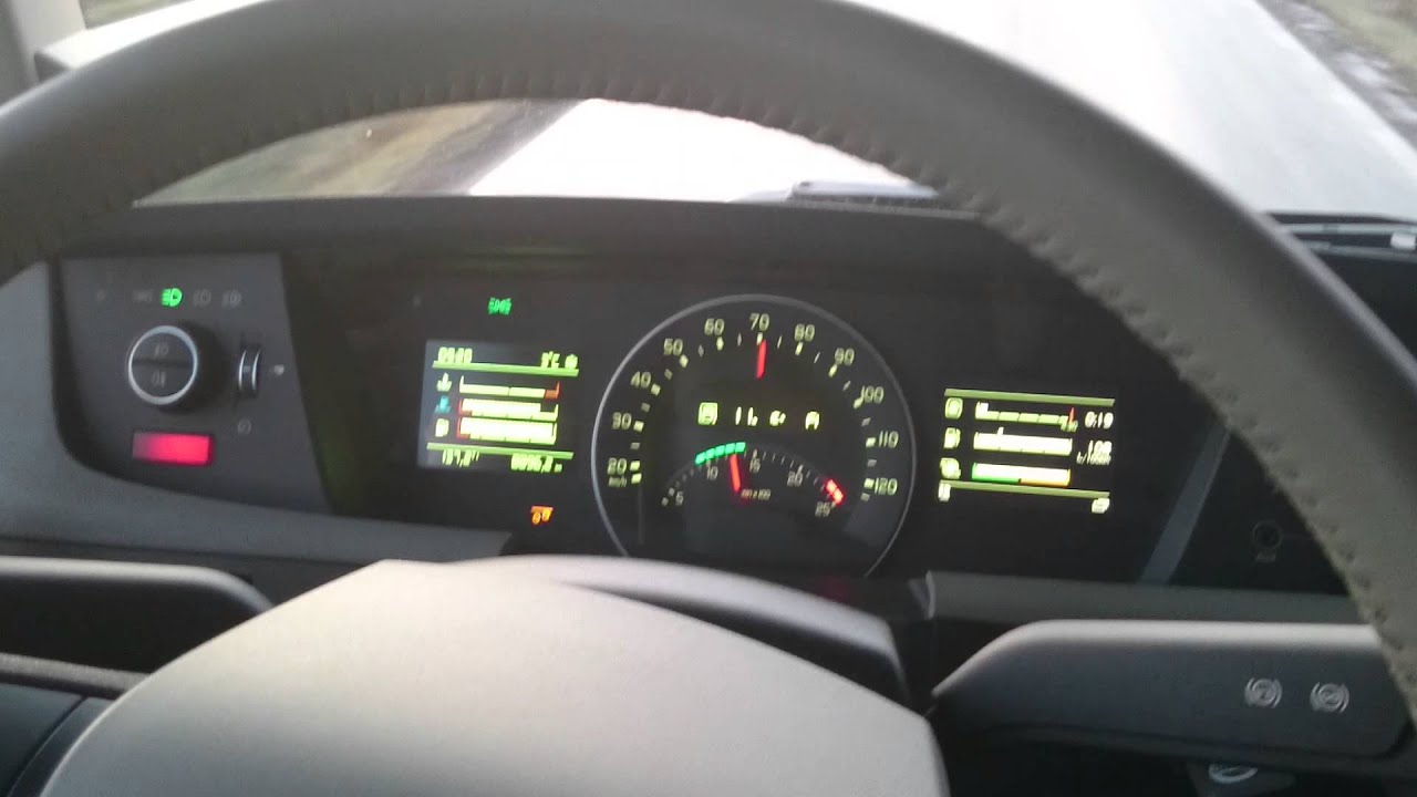 Volvo FH4 dual clutch acceleration. - YouTube