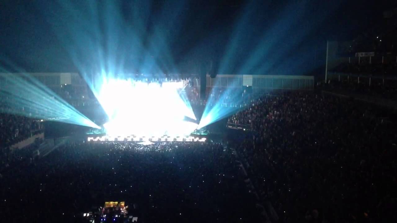 Muse at the O2 Arena 27th Oct 2012 - YouTube