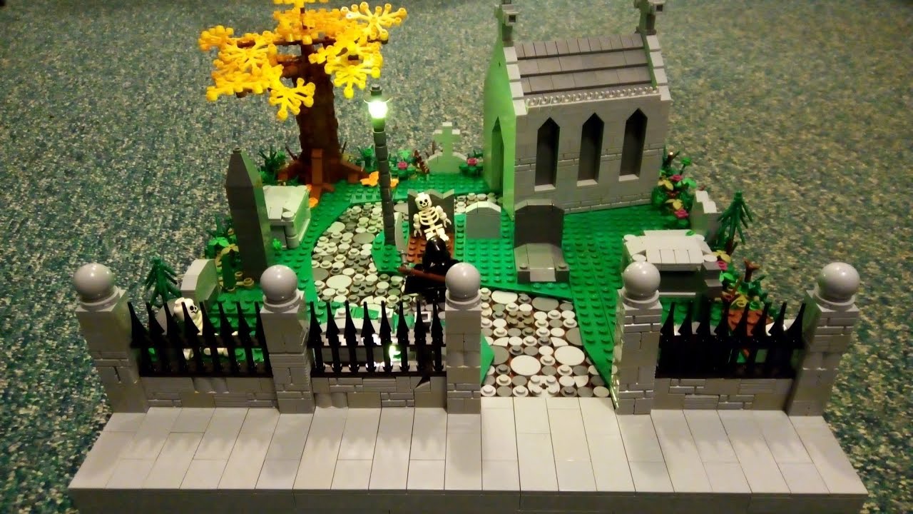 Lego Halloween Graveyard Moc - YouTube