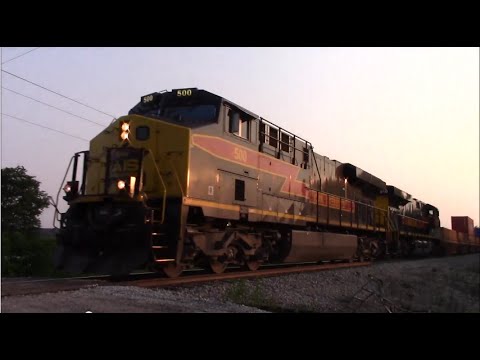 IAIS ES44AC's 500/510 leads the CBBI through the outskirts of ...