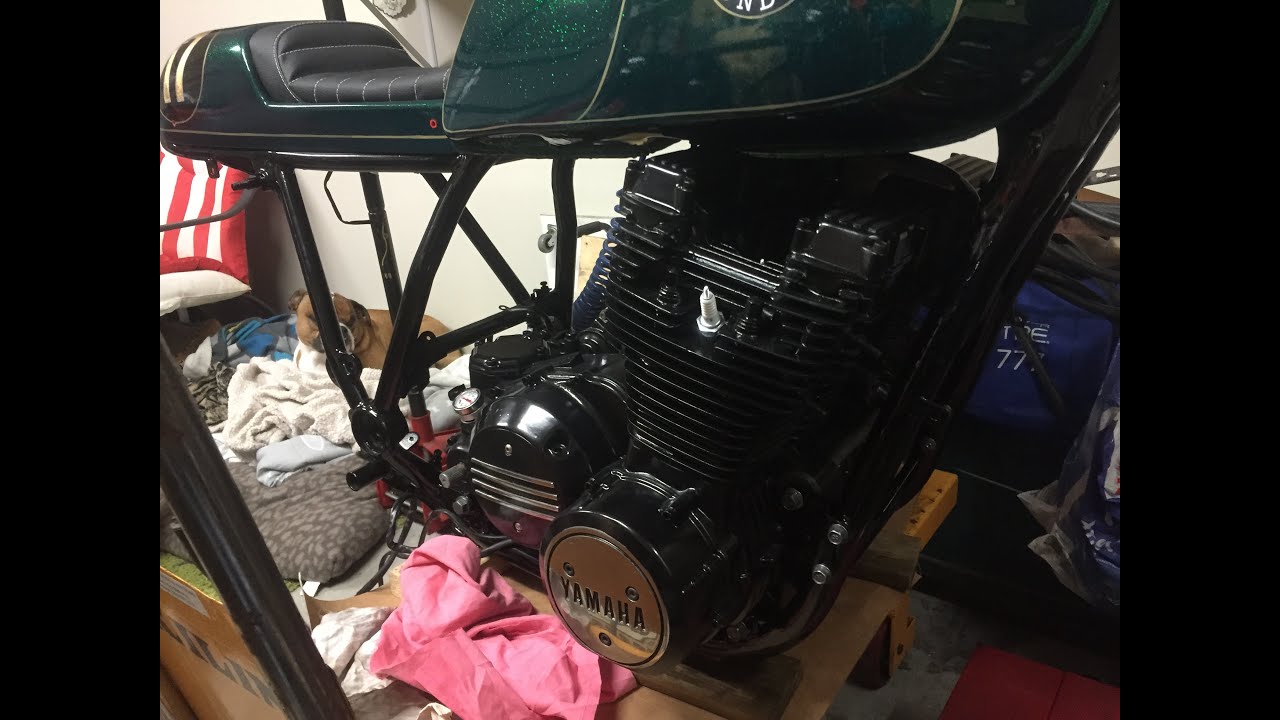 Yamaha XS1100 Cafe Racer Project Ep 14 Fitting the Engine into the ...