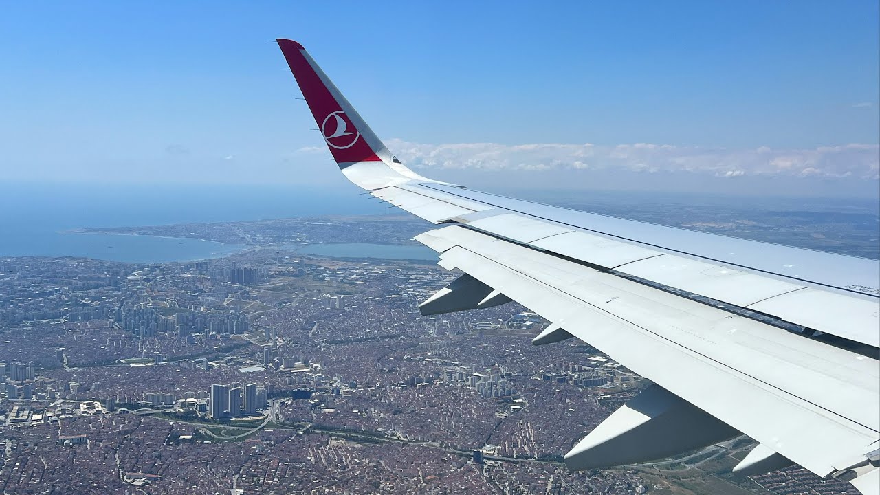 Turkish Airlines Airbus A321neo Approach & Landing into Istanbul ...