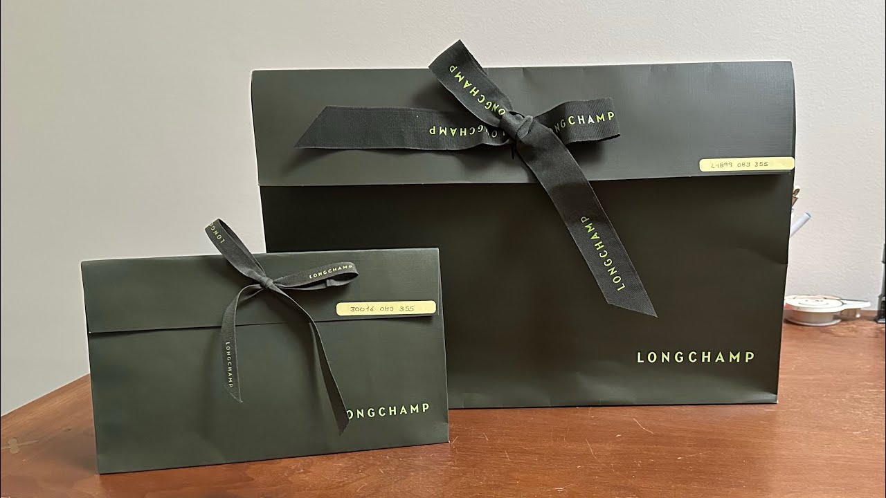 Longchamp Le Pliage Unboxing - YouTube