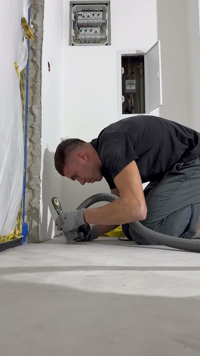 Удаление эпоксидной затирки из швов плитки - YouTube