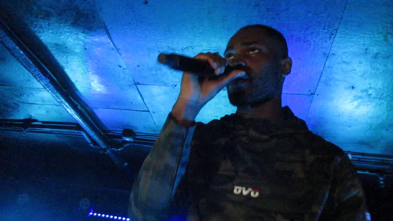 Dave - "Funky Friday" (Live in Cambridge) - YouTube