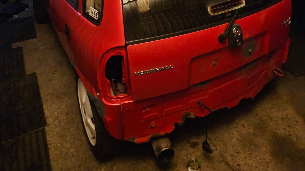Cutting the rust out of Project corsa B - YouTube