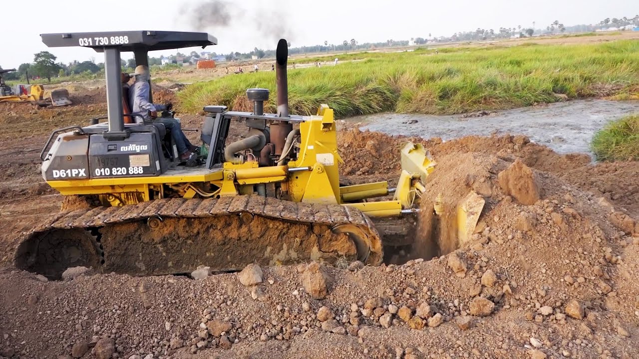 Good Clearing Bulldozer KOMATSU D61PX Pushing Clearing Dirt and More ...