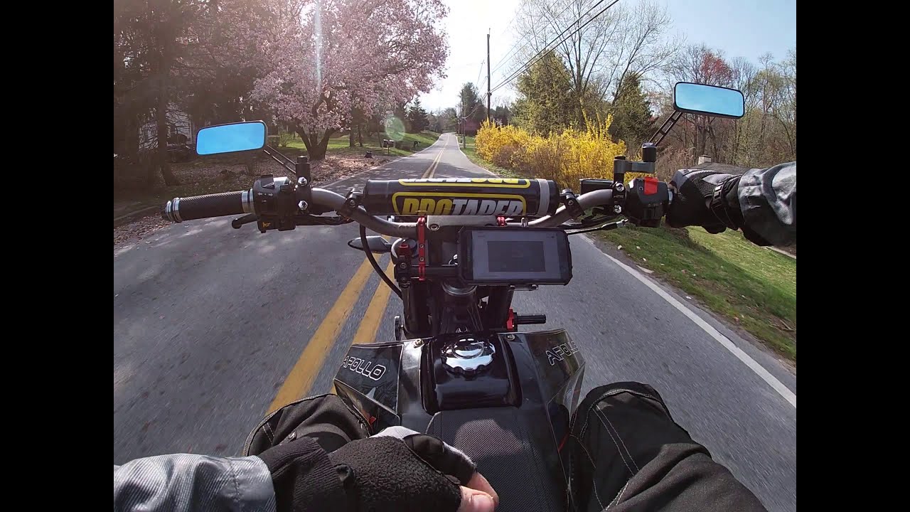 Apollo 250 Deluxe's out and about... - YouTube