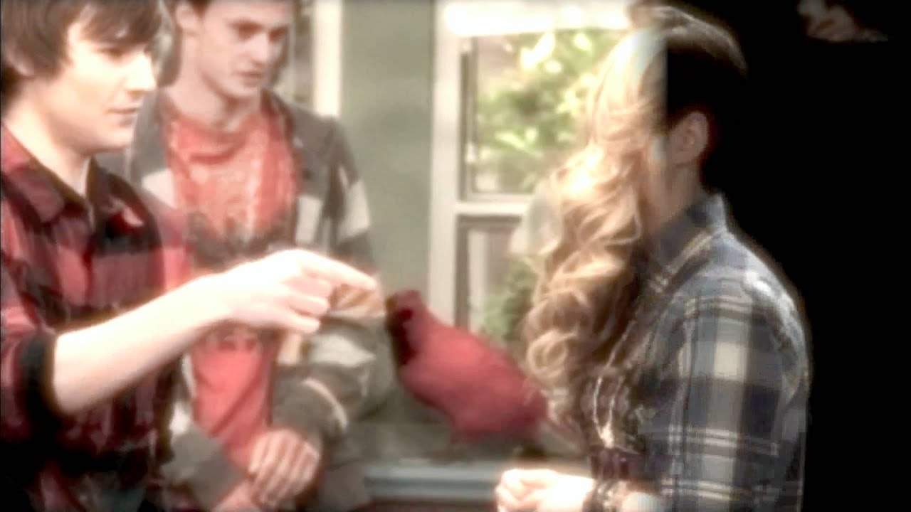 iCarly iOMG;;; BEHIND THE SCENES LEAKED PICS!![[HINTS AND CLUES ...