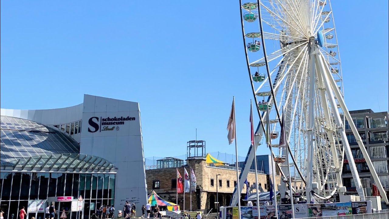 Lindt Chocolate Factory, Cologne - YouTube