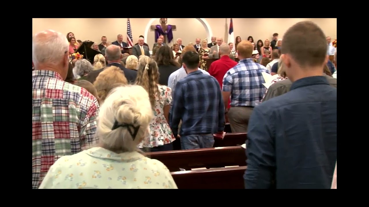 Amazing grace - congregational singing 9/4/22 SM - YouTube