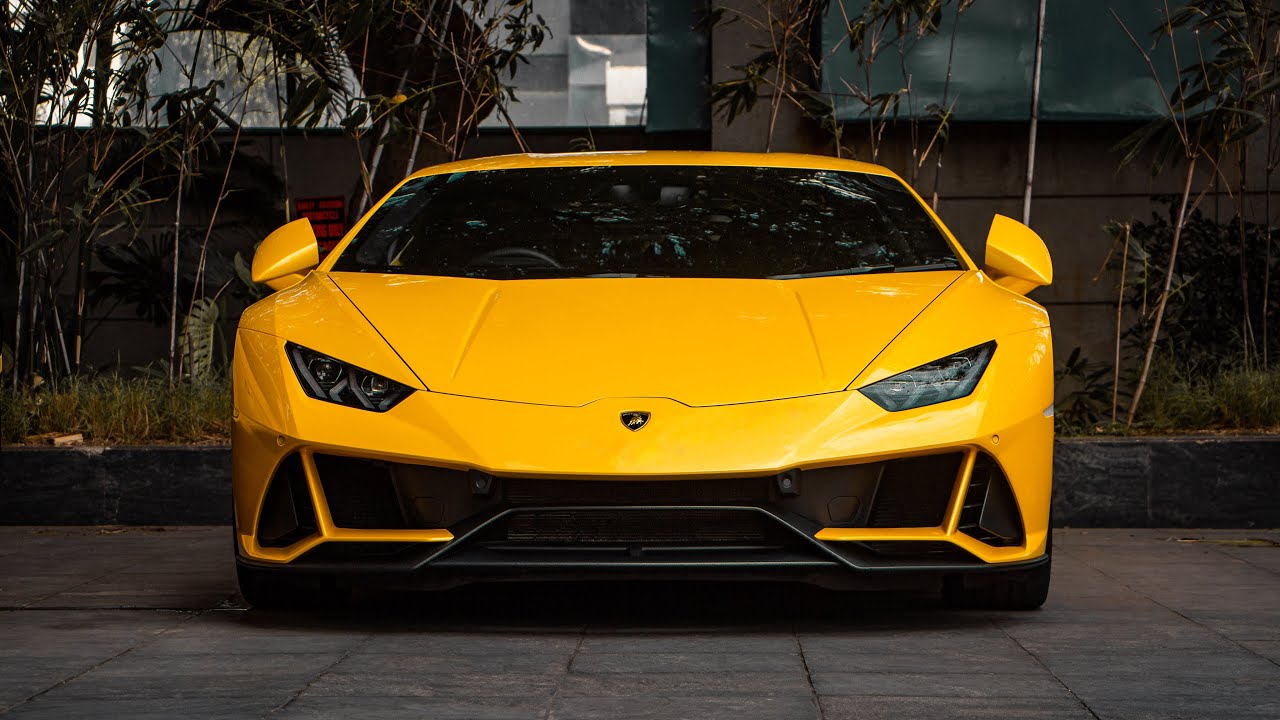 Lamborghini line up at JW Marriott - YouTube