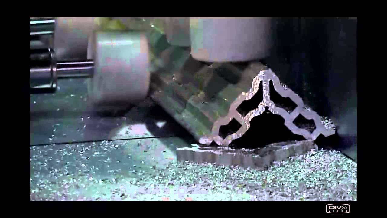 AUTOMATIC ALUMINIUM PROFILE CUTTING MACHINE - YouTube