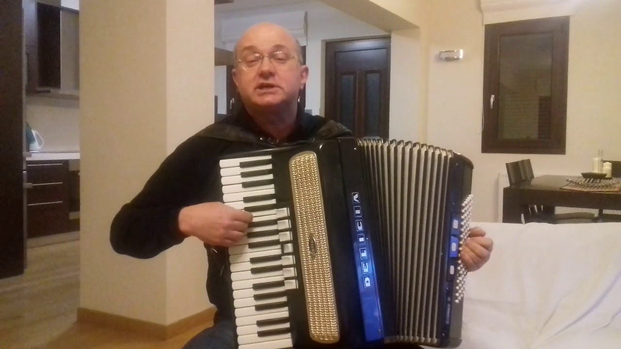 Ομορφο μελαχρινο θεοδωρος - YouTube