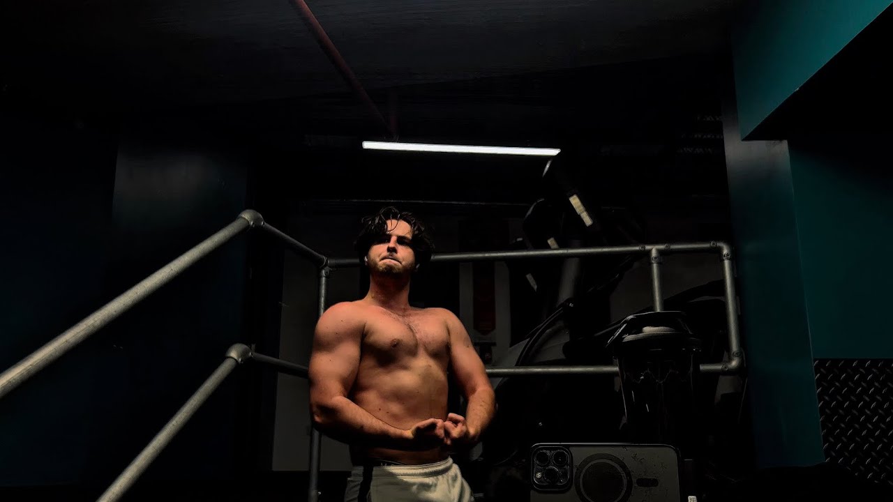 Heavy Chest Sesh - Bulk To 90kg: Ep. 56 - YouTube